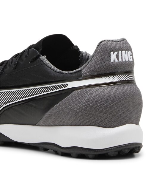 Tenis para fútbol Puma para hombre 2